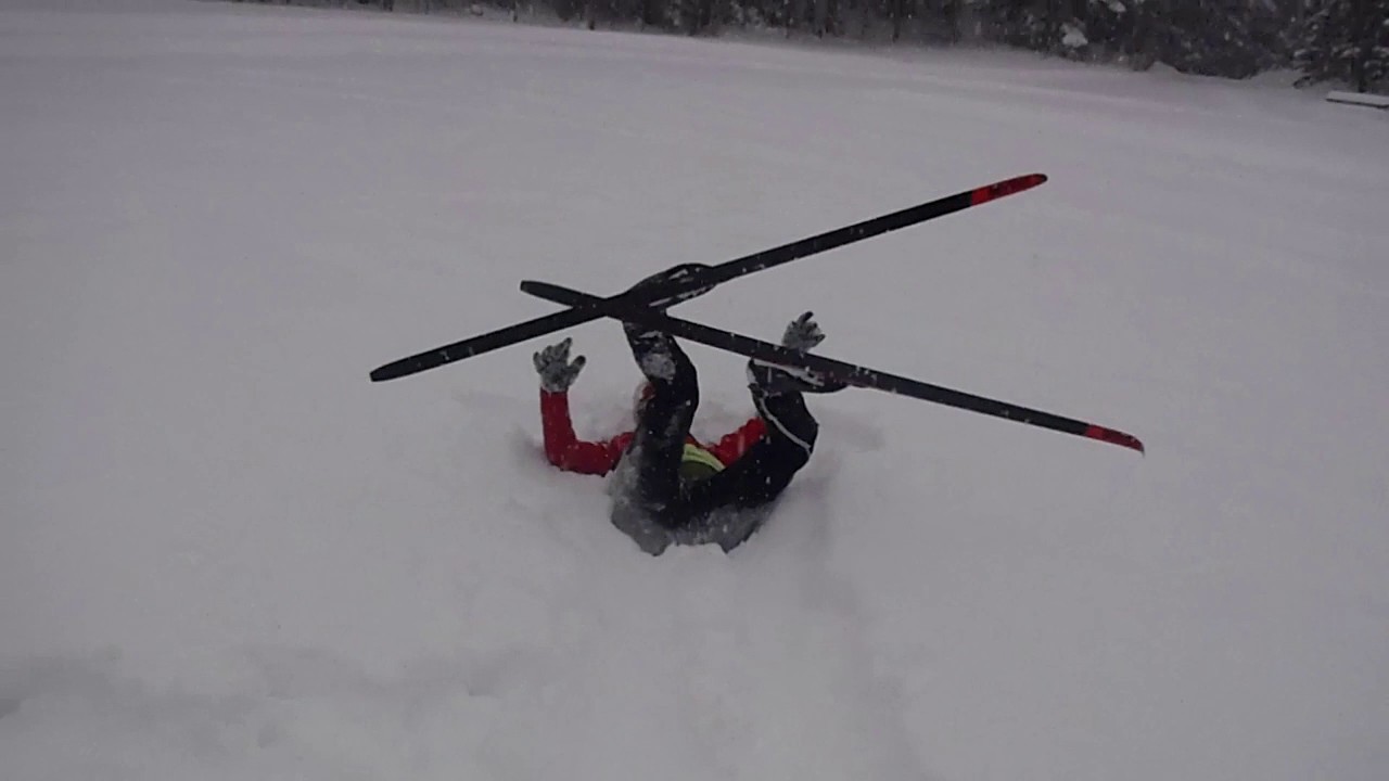 Nordic snow angel - YouTube