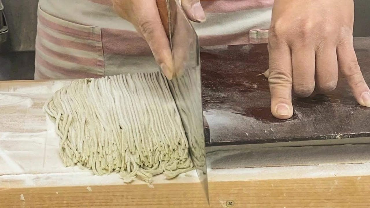 japanese food - making SOBA NOODLES そば - YouTube