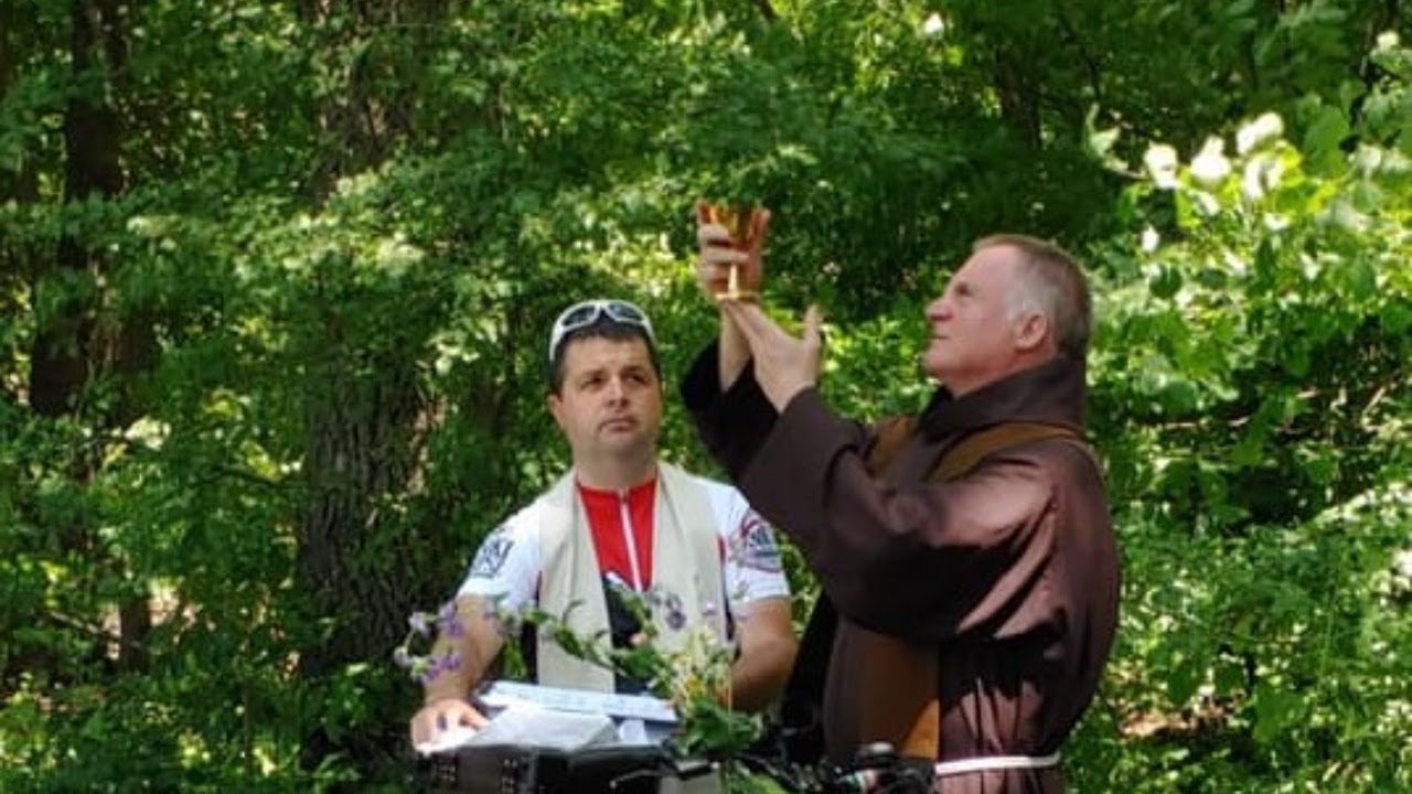 FerBit második napi szentmise - YouTube