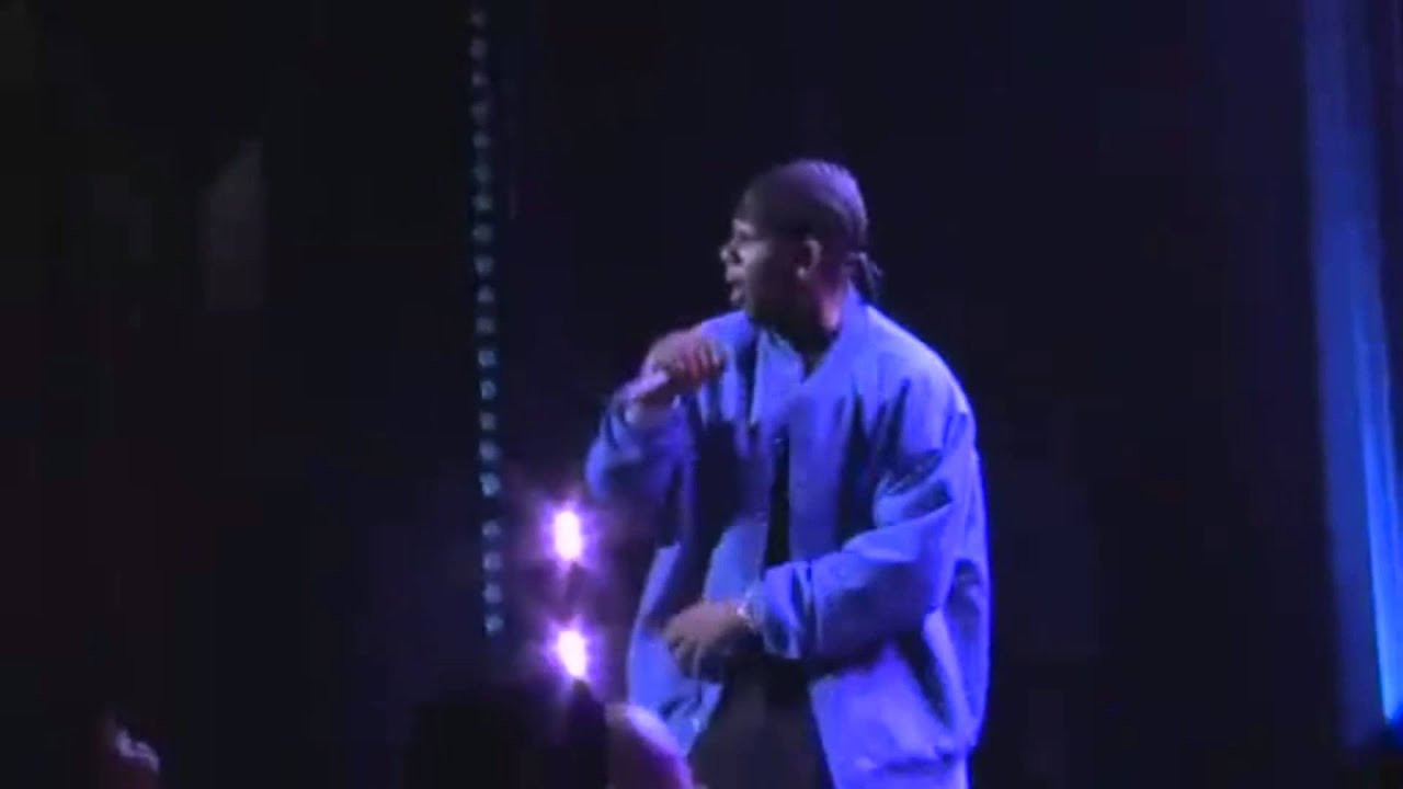 r.kelly light it up tour part 1 - YouTube