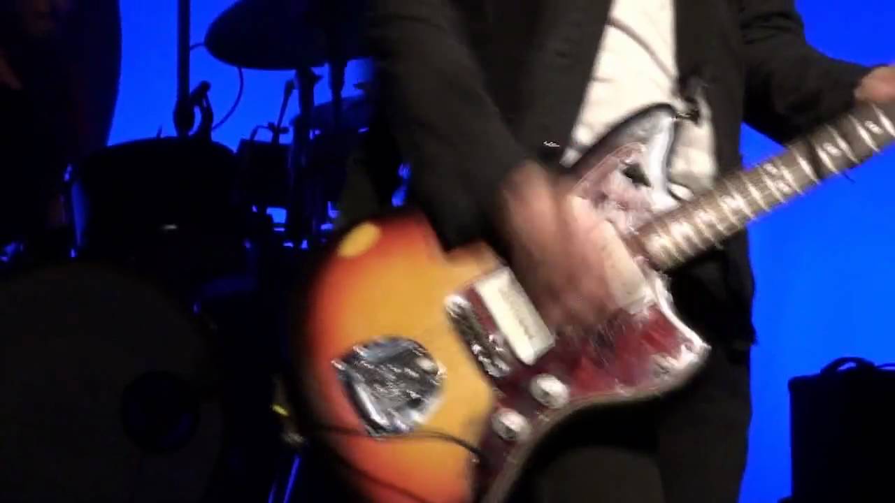 [HD] Travis - J Smith / Something Anything / Long Way Down, Vancouver ...