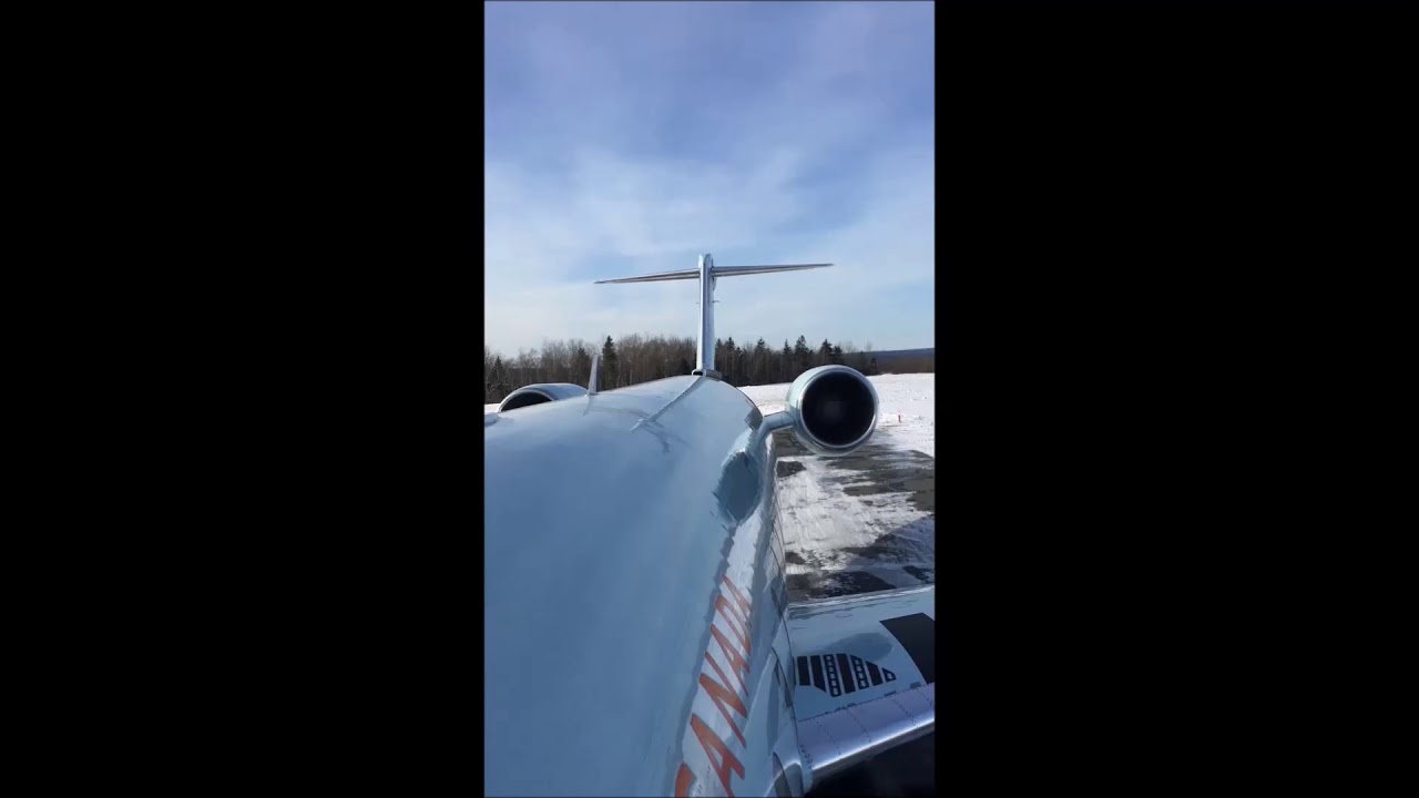 APU Door CRJ - YouTube