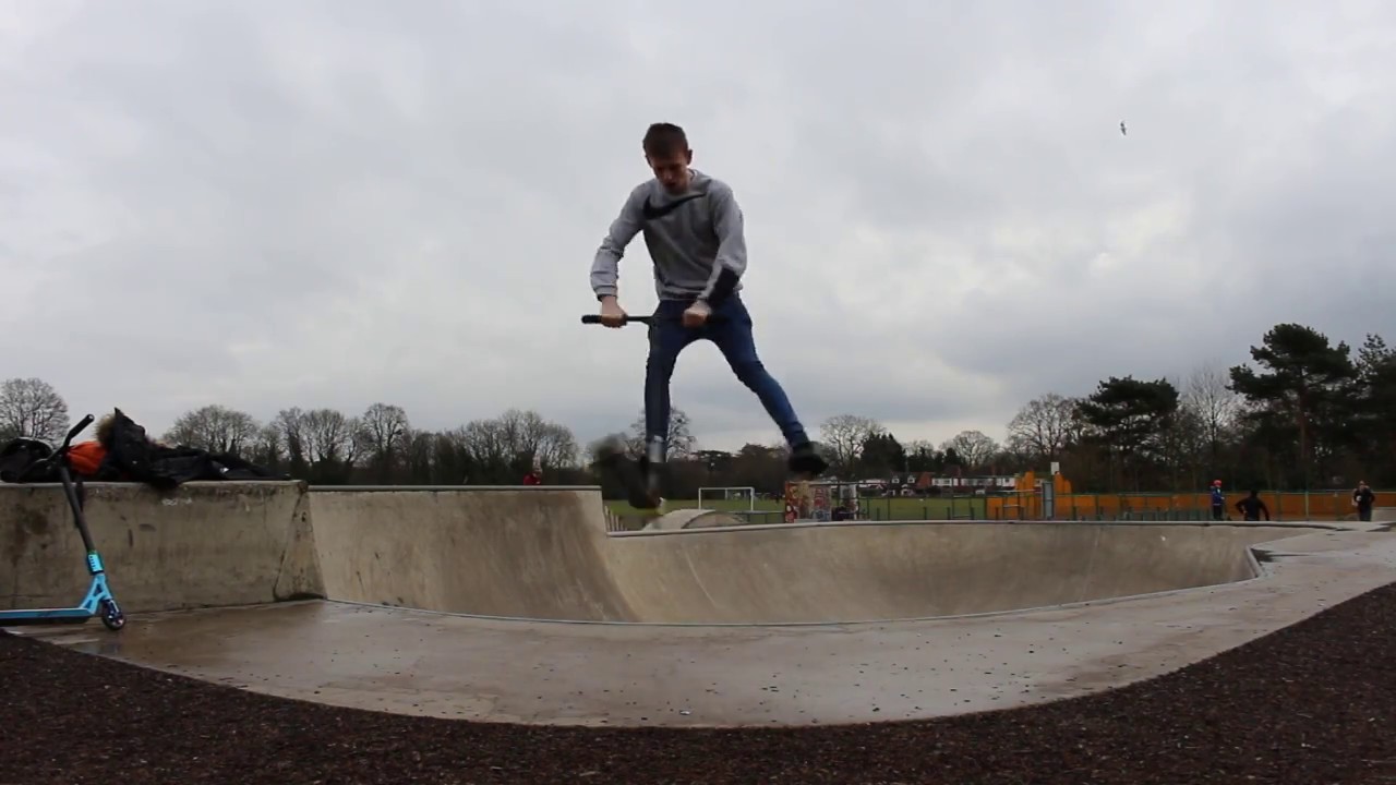 RUSH SKATEPARK VLOG!! - YouTube