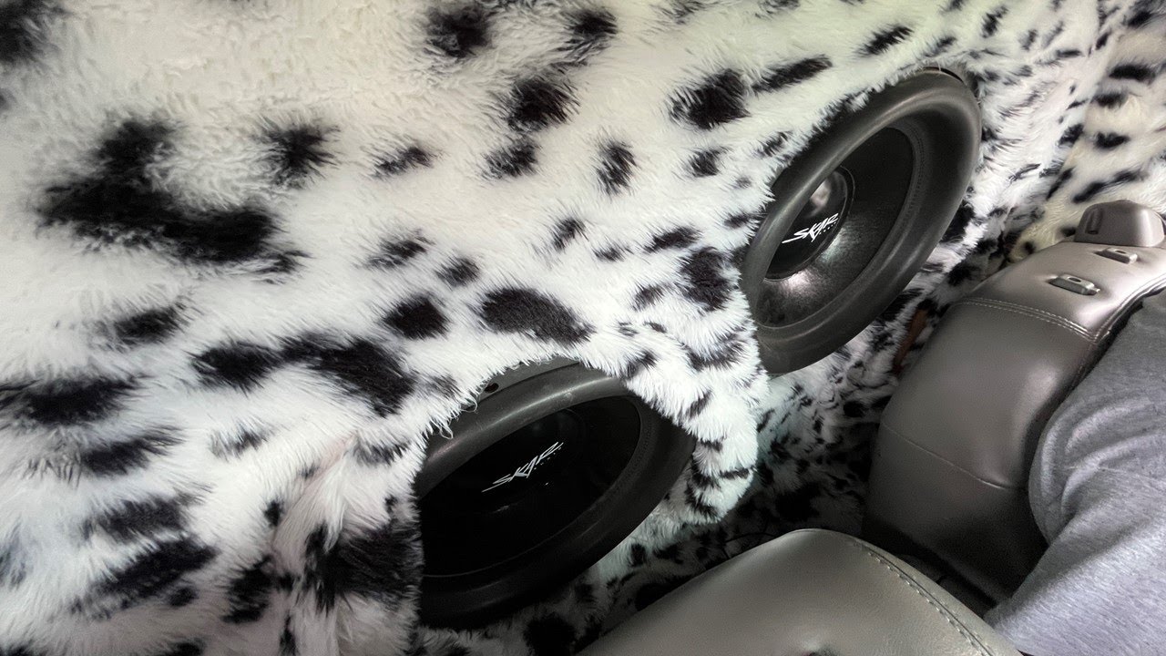 SUBWOOFER FUR WALL BUILD *CRAZY FLEX* - YouTube