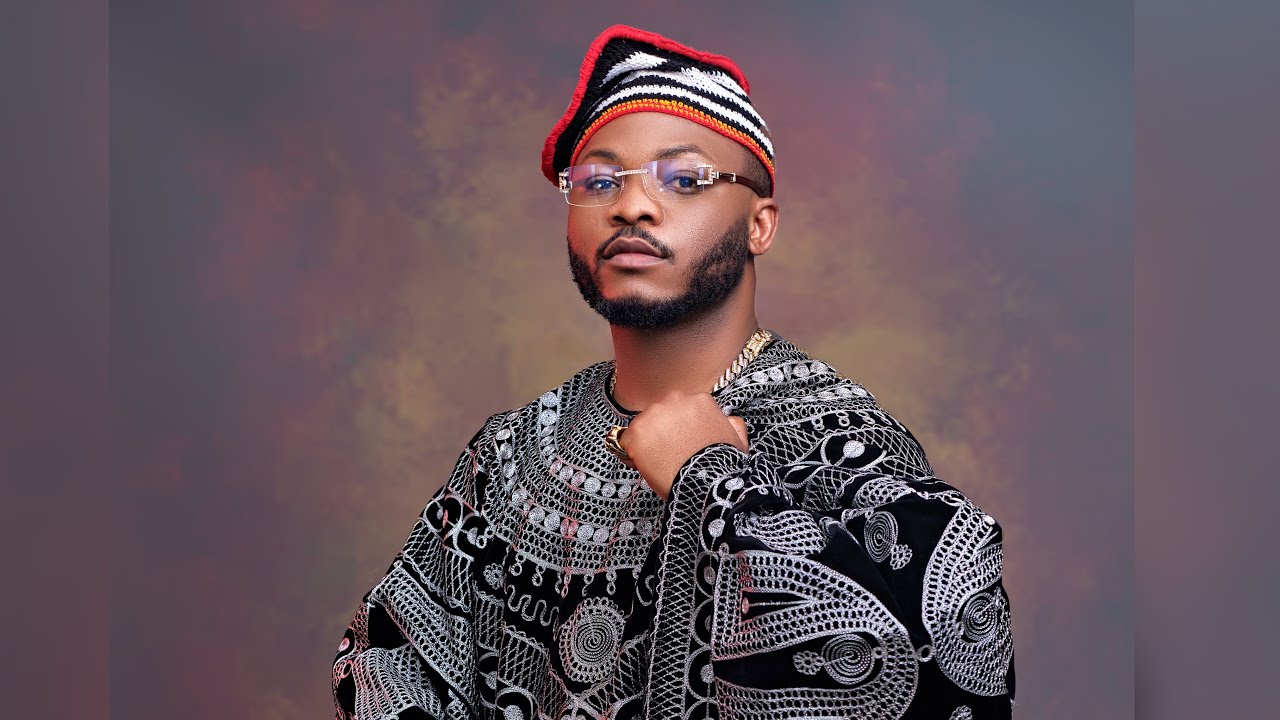 Magasco - African Woman (Official Video) - YouTube