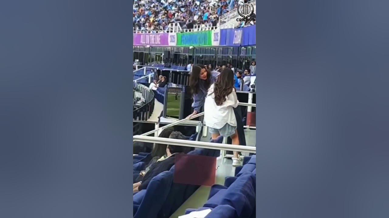 Anushka Sharma playing with the Rohit-Ritika's Son Ahaan. #anushkasharma #viratkohli # ...