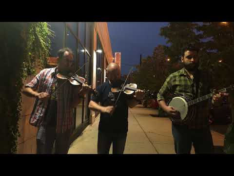 Fergal Scahill's fiddle tune a day 2017 - Day 241 - The Maid Behind the Bar