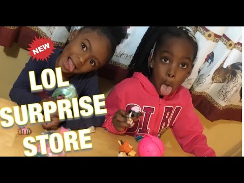Amyrah and Skylar LOL SURPRISE HOUSE