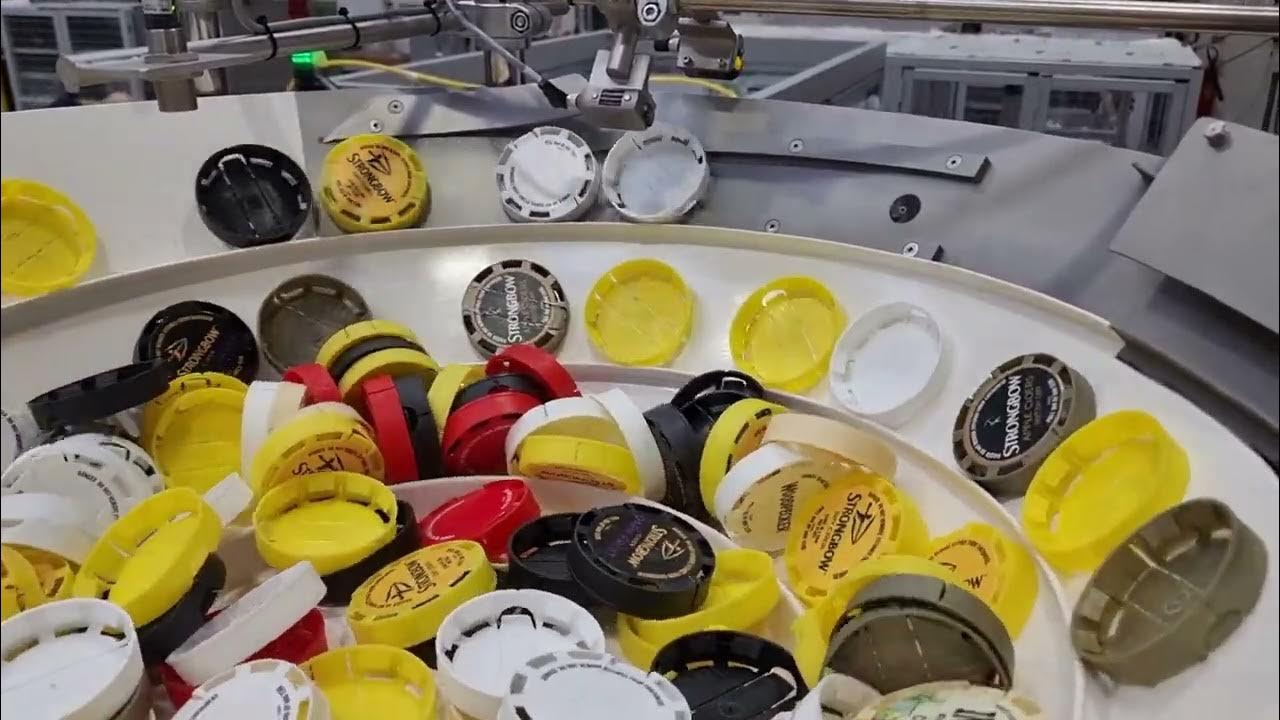 Bowl Feeder feeds and orientates Cap - RNA Automation Ltd - YouTube