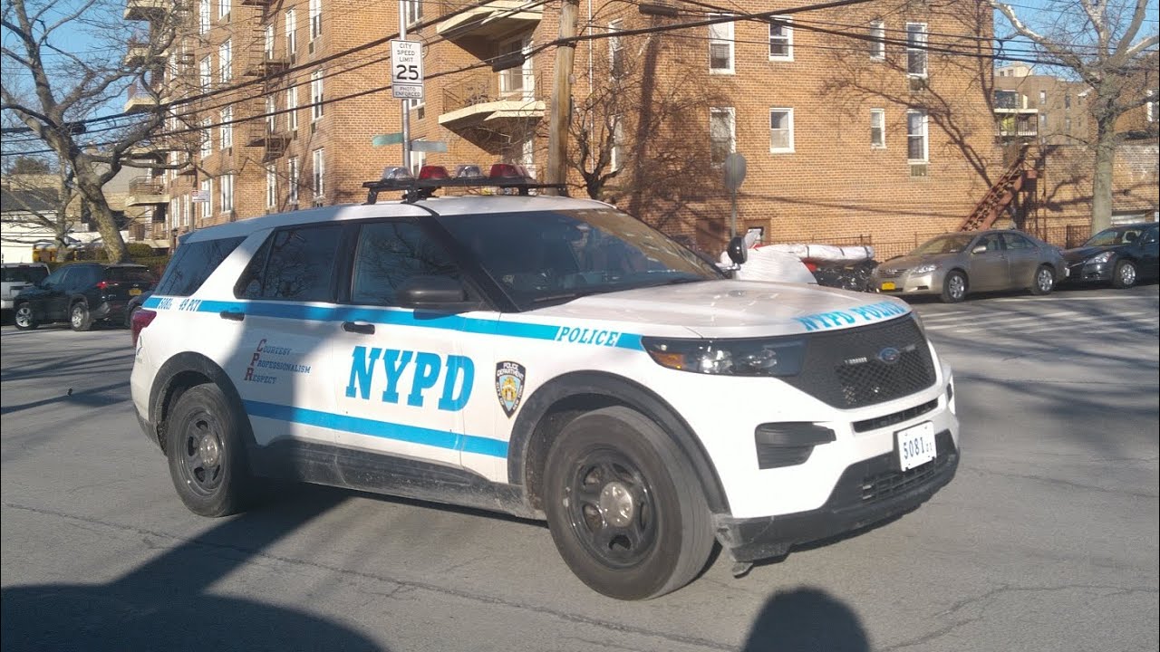 NYPD 49 PCT | NEW 2020 Ford Explorer giving me a toot while responding ...