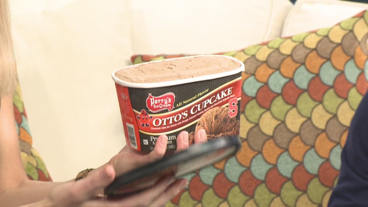 Friday Find: Otto's Cupcake Ice Cream - YouTube