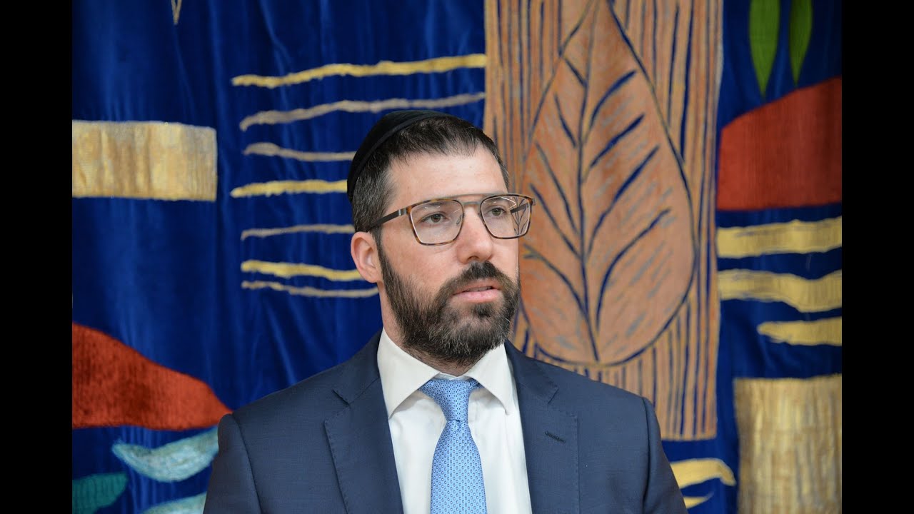 Rabbi Wollenberg in conversation with Rabbi Aharon Zerbib - YouTube