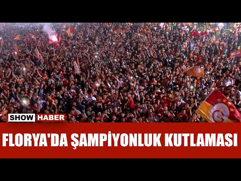 Galatasaraylı futbolcular, Florya'da şampiyonluğu taraftarıyla kutladı!
