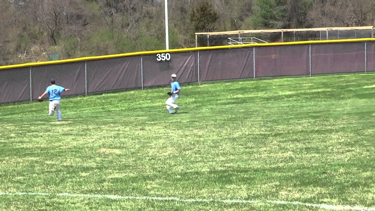 Tom Ruscitti smacks an RBI double for Central - YouTube