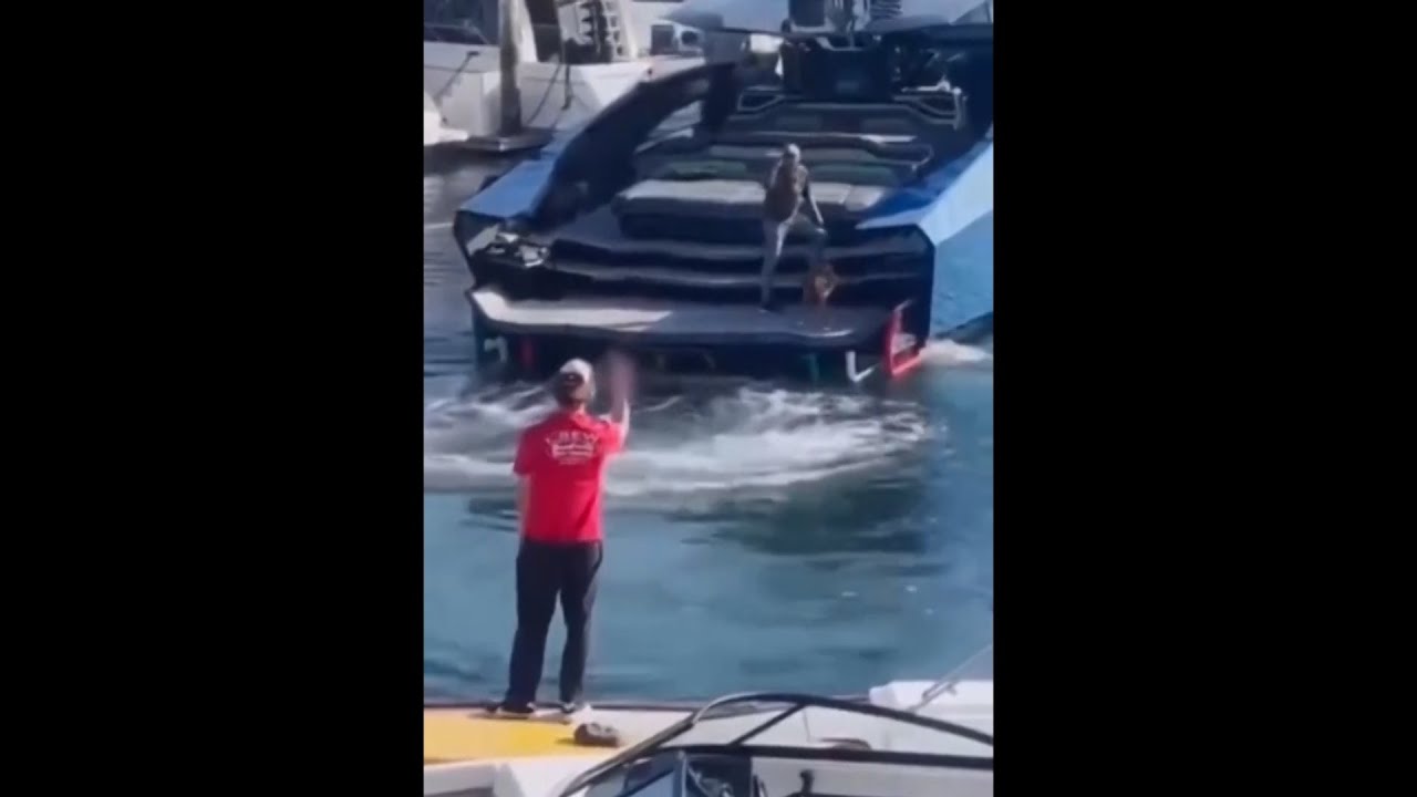 Indian American Ace Rogers, Flashes, Threatens To Kill Dock Worker Over ...