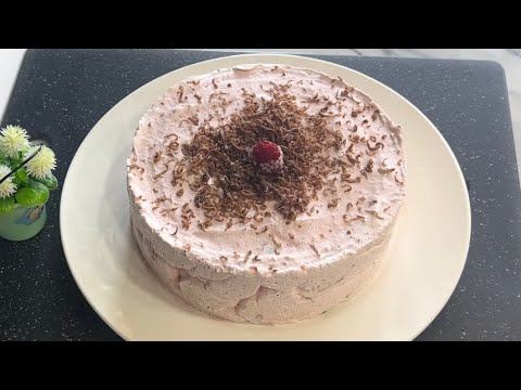 DONDURMA TORTU👍🏻😋 Qaymaqdan hazırlanan çiyələkli şokoladlı dondurma tortu.