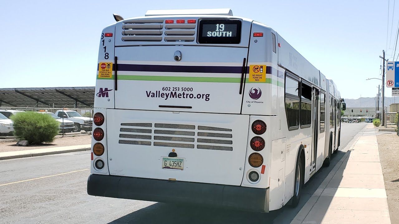 (RIDE-ON) Valley Metro - 2017 New Flyer XD60 8118 - YouTube