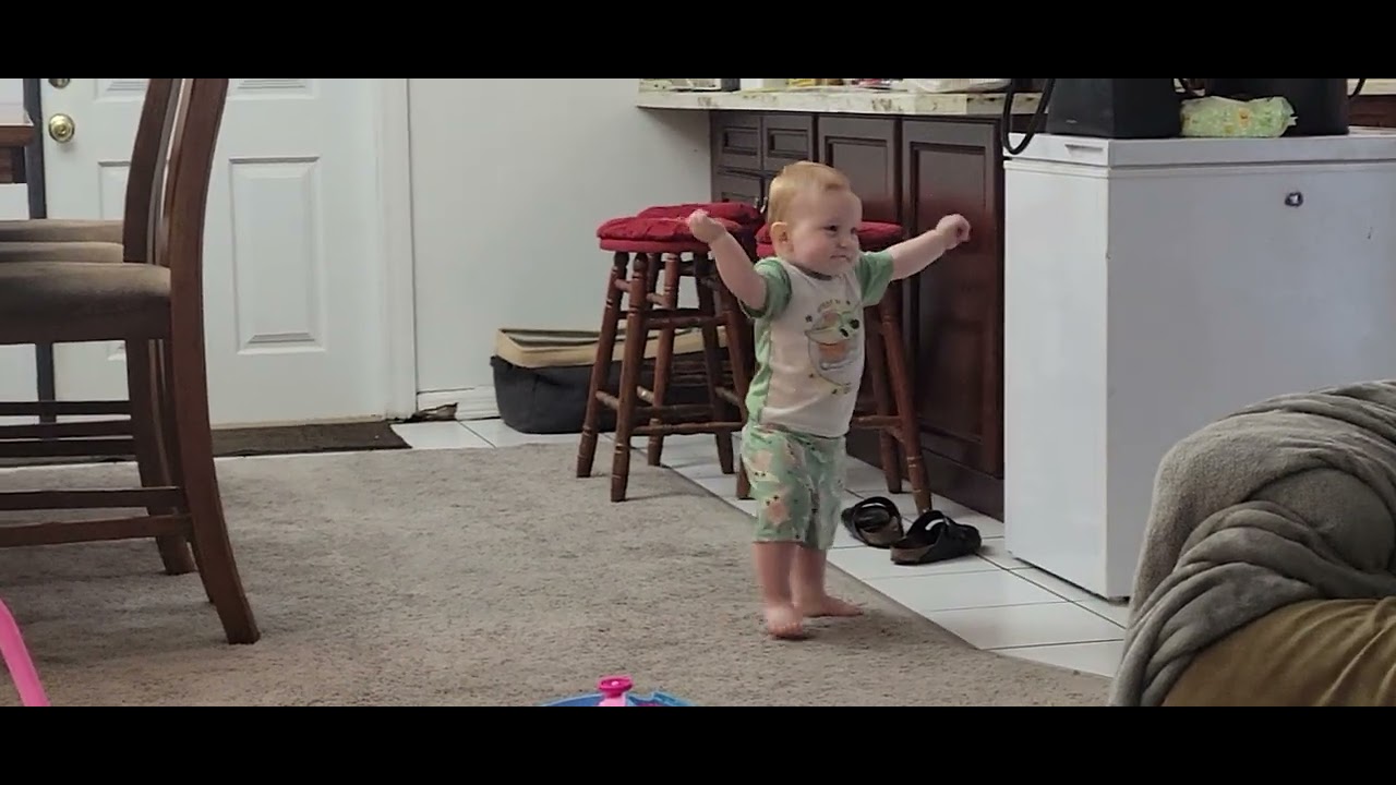 Luke walking all by himself - YouTube