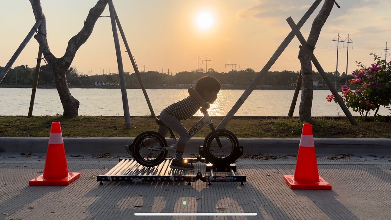 Latihan roller pushbike with view sunset // 31 oct 2023 - YouTube