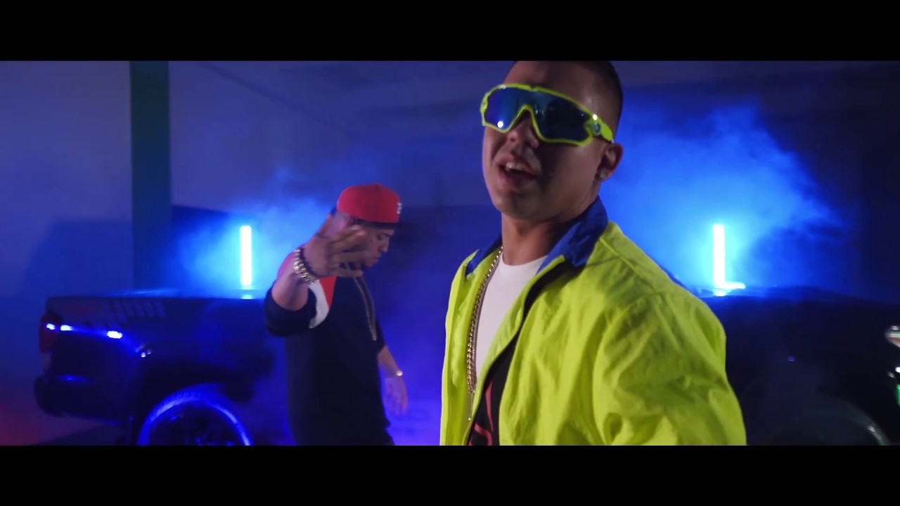 DC & Emil - La Mejor (Video Oficial) - YouTube