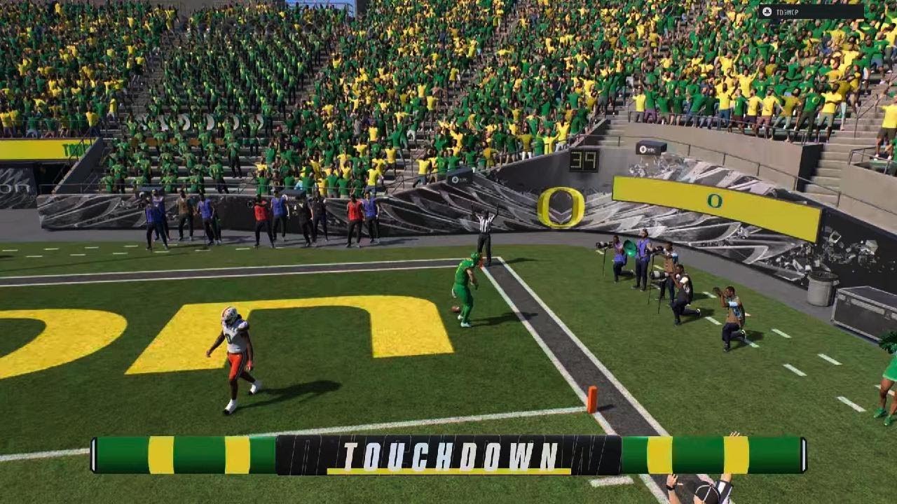 Oregon ducks vs. Miami hurricaneEA SPORTS College Football 25 - YouTube