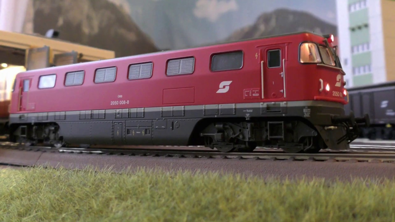[ModellbahnAustria] ÖBB 2050.008 mit Sound - YouTube