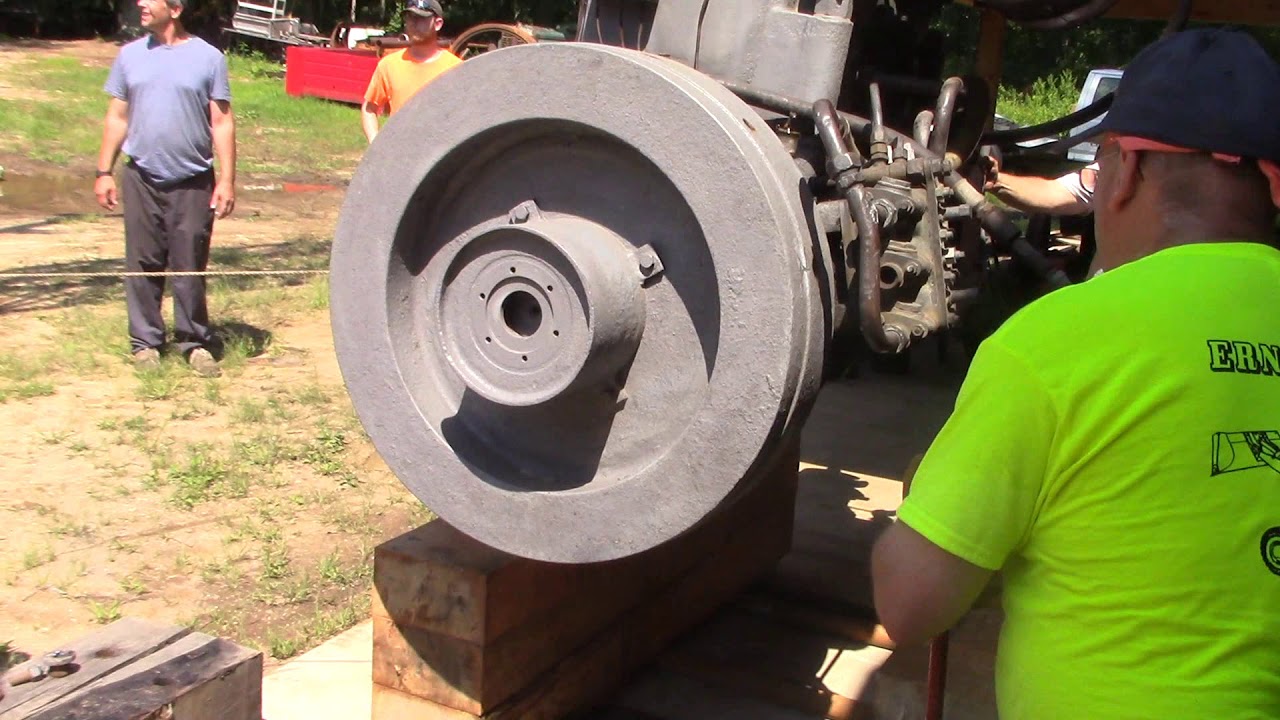 Wichmann Semi-Diesel Gets New Skids - YouTube