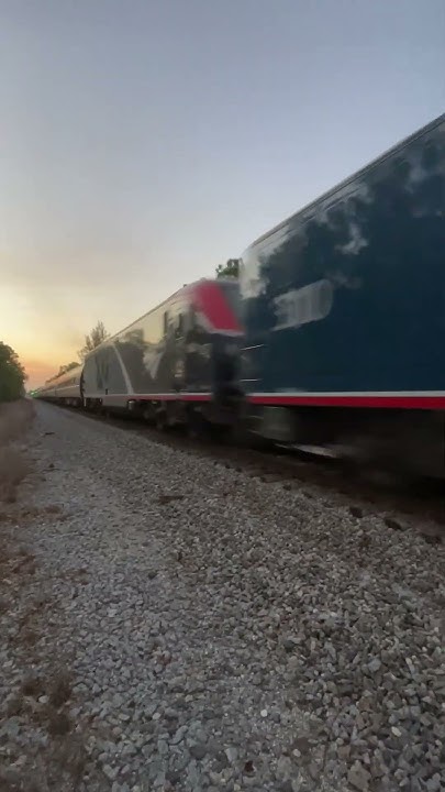 Amtrak Silver Meteor Southbound Two Hours Late - YouTube