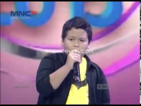 Fatih Unru Stand Up Comedy Cilik - Mom And Kids Awards 2015 (22/12 ...