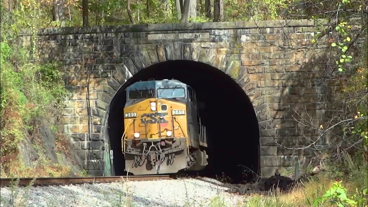 CSX Train Exiting Union Dam Tunnel - YouTube
