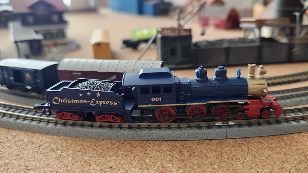 Marklin 81846 Christmas 4-6-0 Steam Locomotive & Tender Test Run at z ...