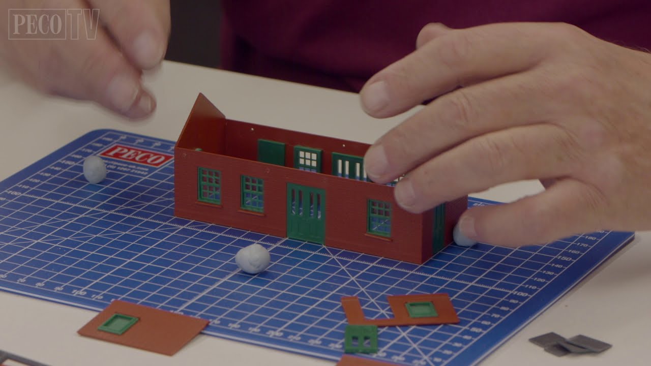 How to build your first PECO plastic structure kit - YouTube