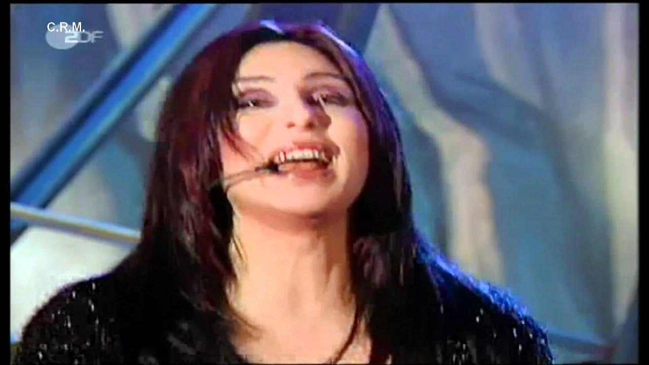 Cher-Strong Enough-1999 - YouTube