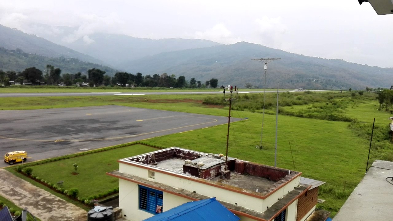 Tumlingtar-plane takoff ल हेर्नुस, कति सुरक्षित तरिकाले तुम्लिंग्तार ...