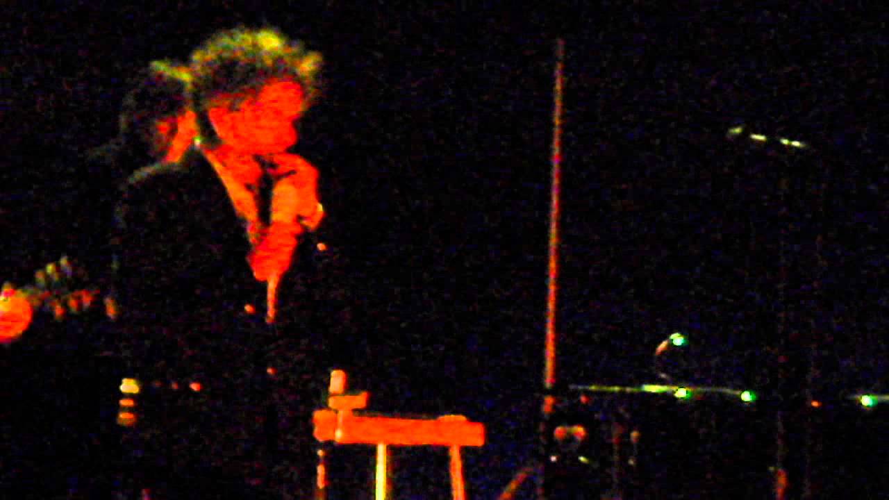 BOB DYLAN "LOVESICK" 07-19-13 Webster Arena, Bridgeport CT - YouTube