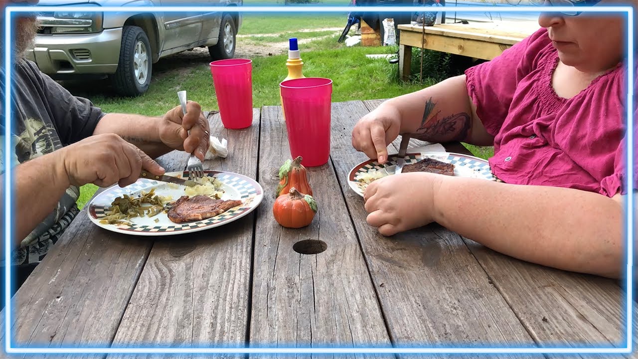 A Nice Sunday Cookout! - YouTube