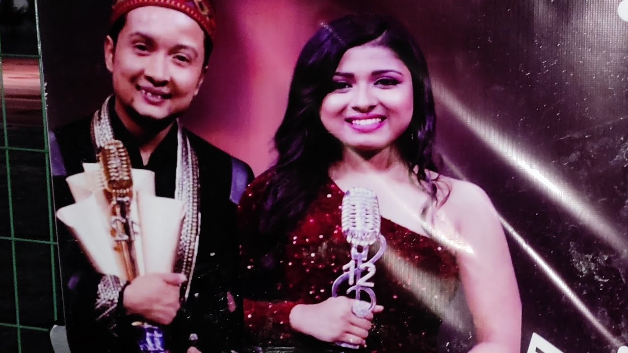 Pawandeep Arunita Indian idol singer Maldives stage show face 2 - YouTube