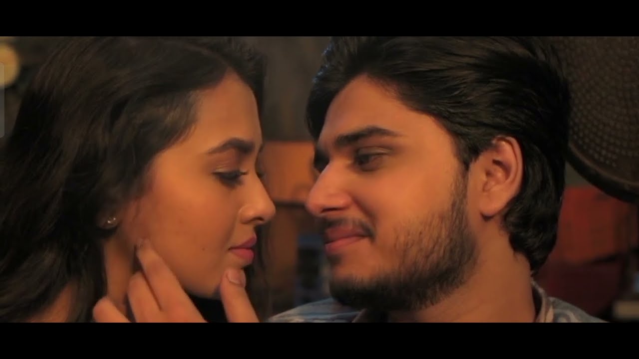 Tejasswi Prakash first kissing scene1 - YouTube