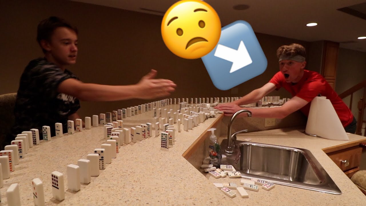 DOMINO FAIL COMPILATION (tragic) - YouTube