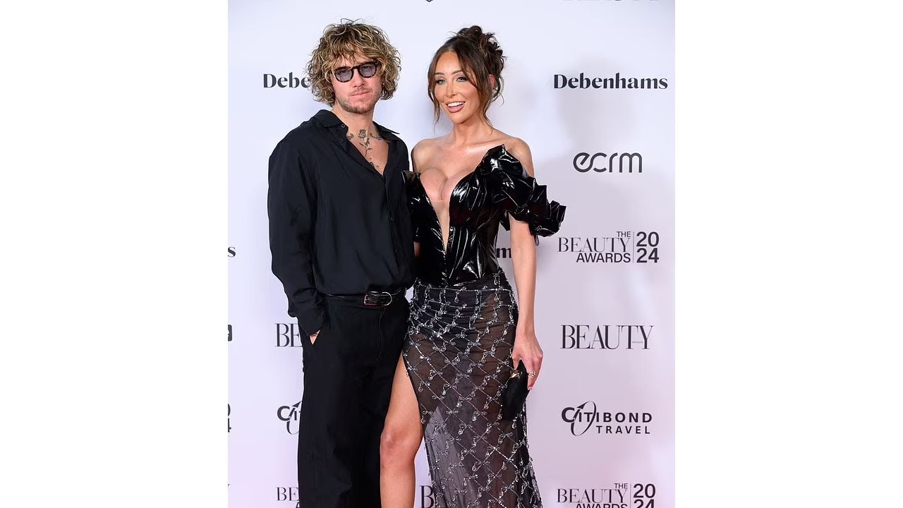 MAFS star Ella Morgan 'SILENT' about boyfriend Alex James Ali - YouTube