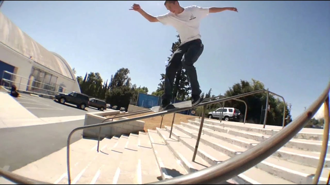 Backside Feeble Grind - Handrail - YouTube