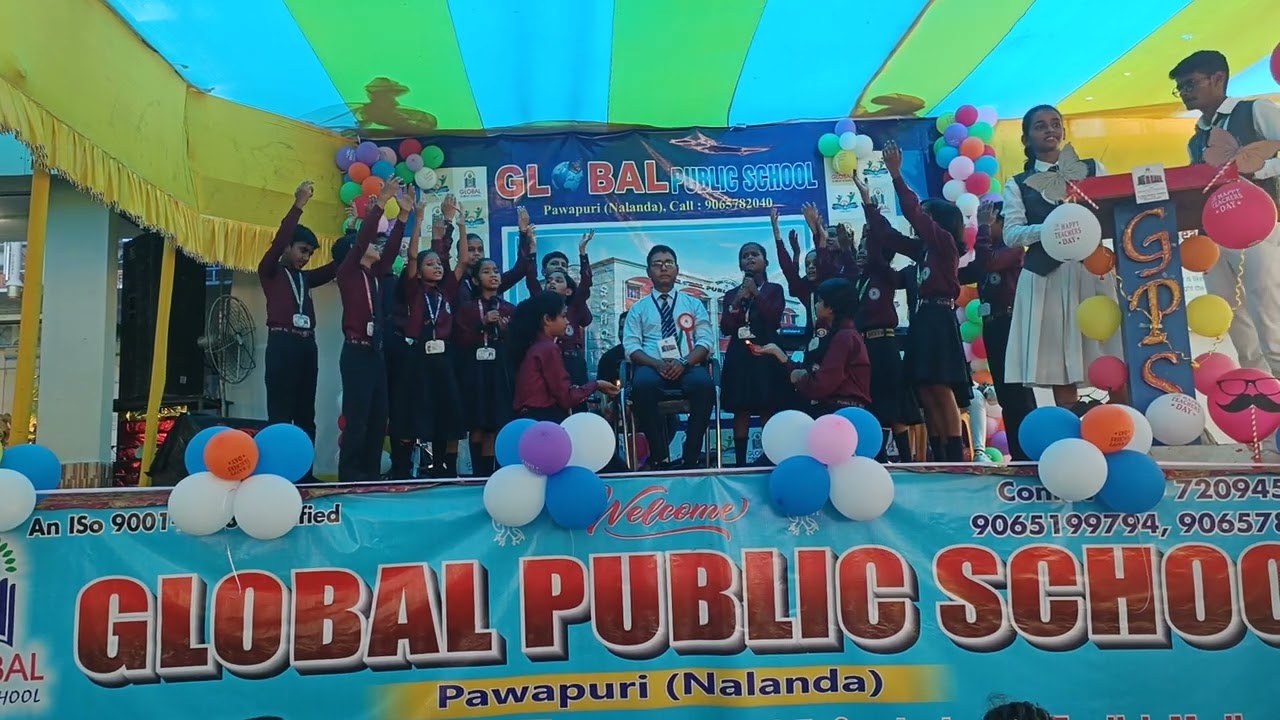 Hey Gurudev Charano me. A very beautiful song by junior students of ...