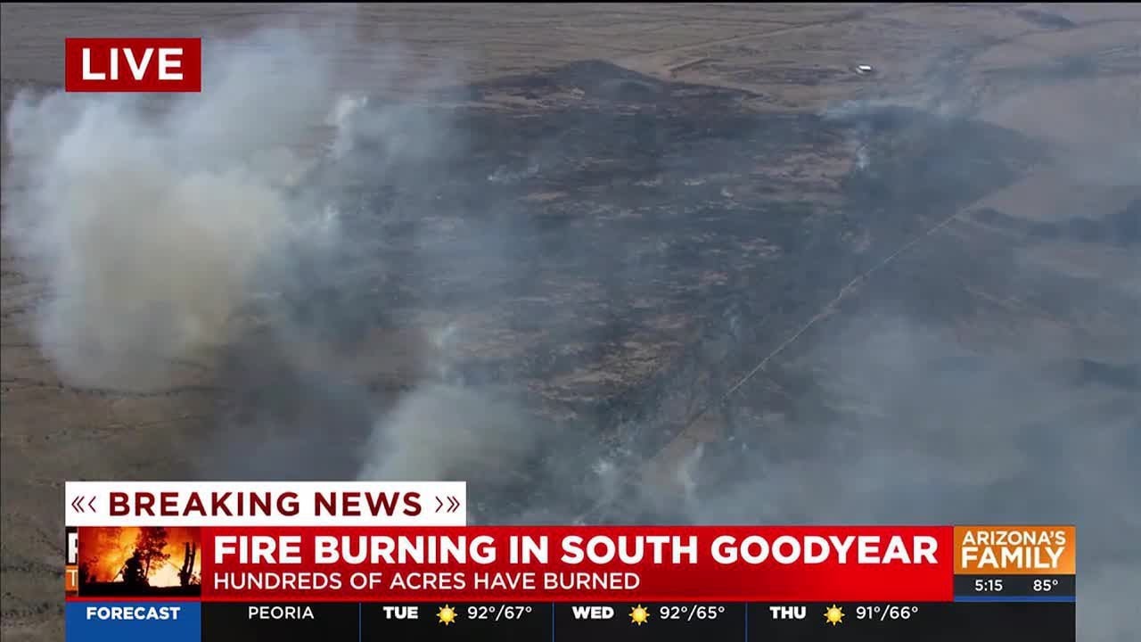 'Flying Bucket' fire burns roughly 700 acres south of Goodyear - YouTube