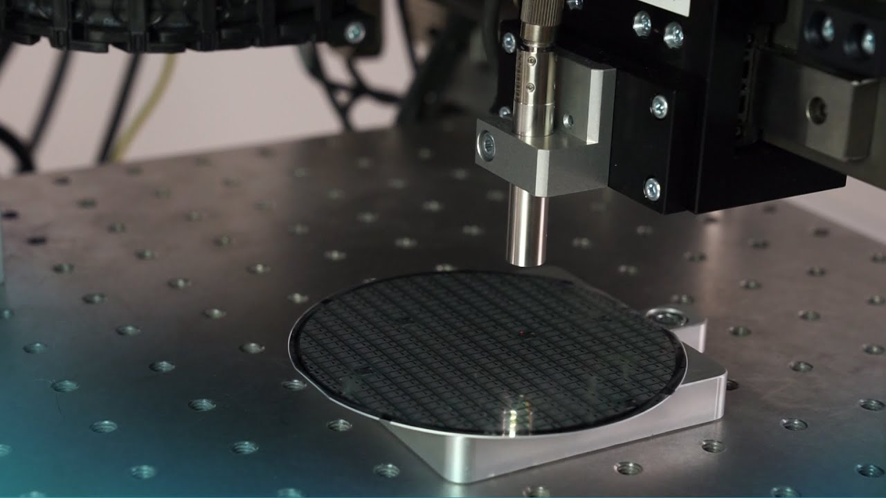 White light interferometer for nanometer distance measurements - YouTube