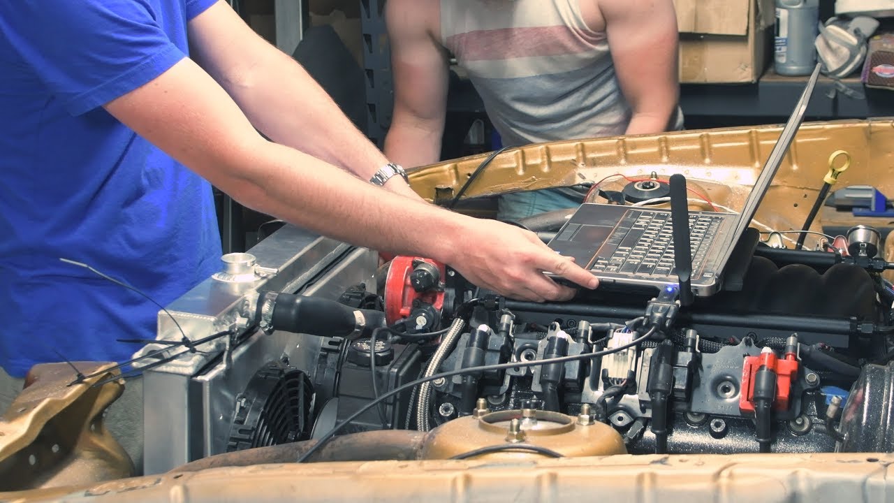 V8 Swapped Supra Drift Car First Start - YouTube