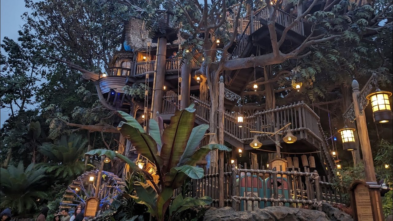 Walt Disney's Adventureland Treehouse 62nd year anniversary | 4K 60fps ...