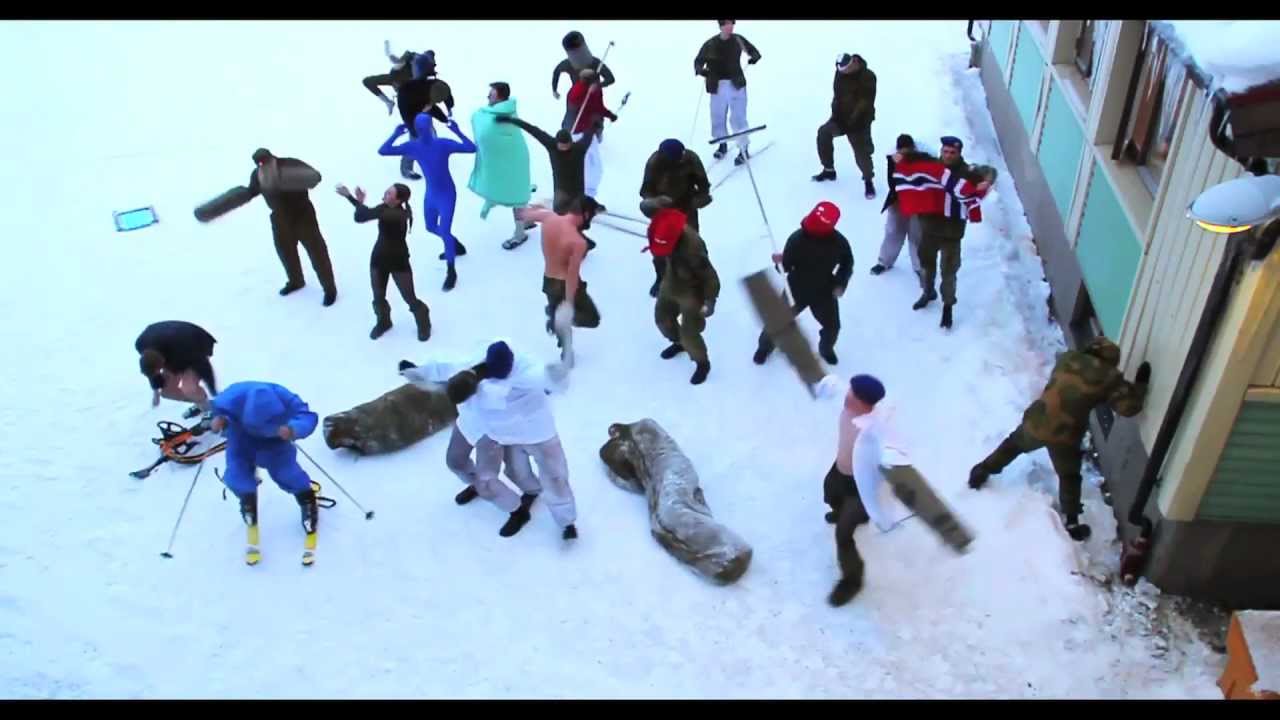 Soldados Bailando Harlem Shake - HD - YouTube