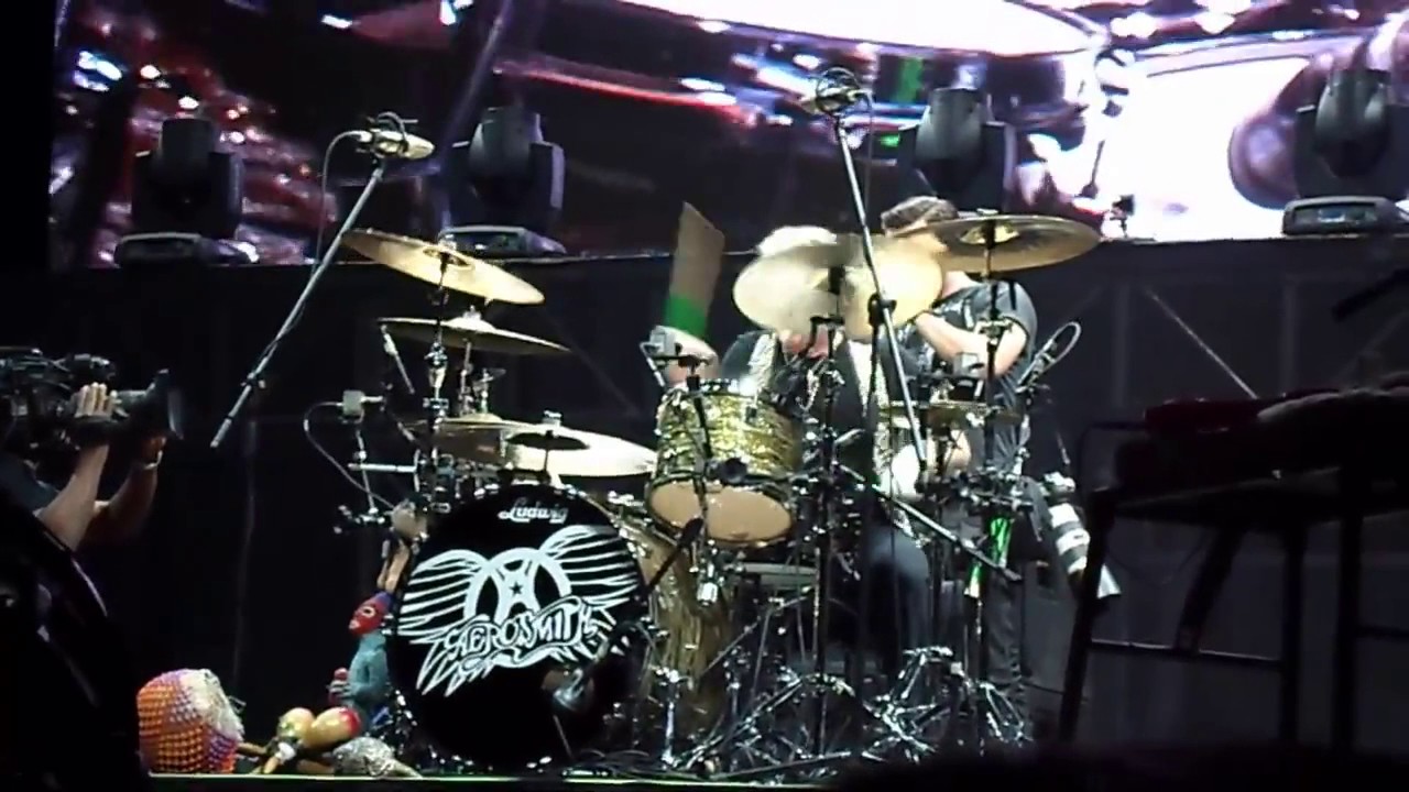 Joey Kramer Drum Solo Aerosmith Live In Manila - YouTube
