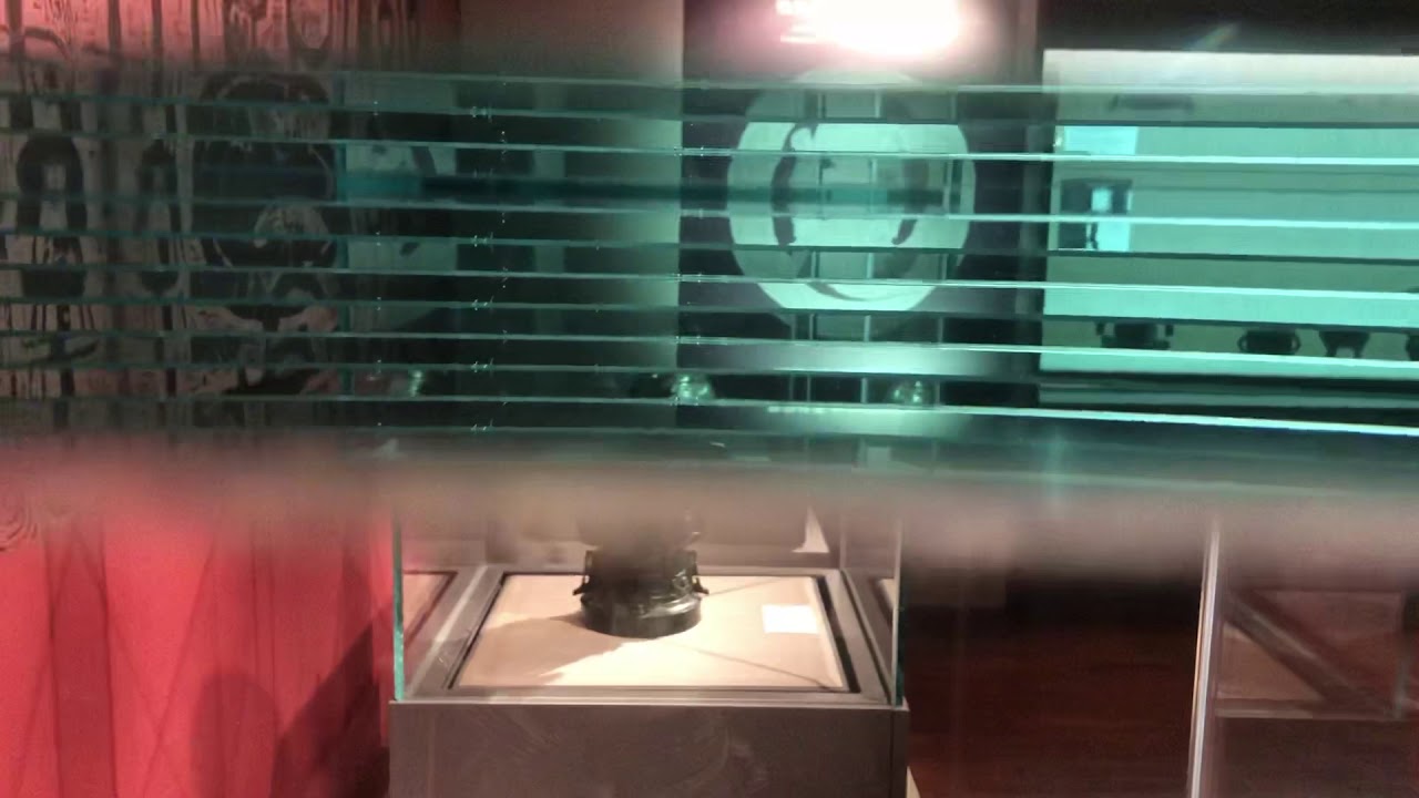 Let’s look at parallel universes (through glass) - YouTube