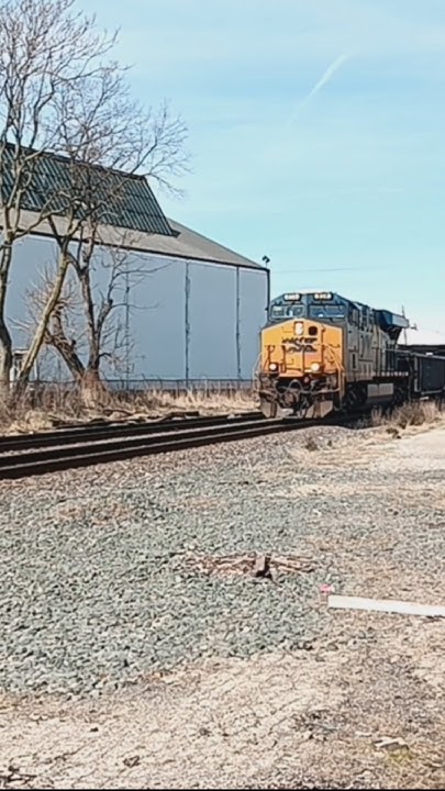 CSX 859 Takeoff and Leads Scrap Train - YouTube